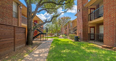View Available Photos | Parc Plaza Apartments