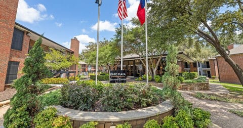 View Available Photos | Parc Plaza Apartments
